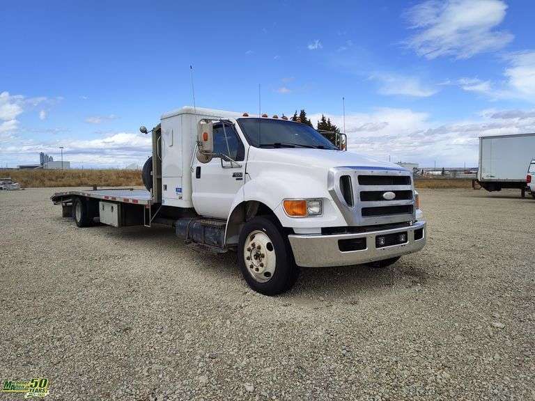 2007 Ford F-650 SD Regular Cab w.Deck & Sleeper Diesel S/A Deck Truck ...