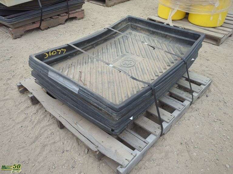 Spill Trays - 1 Pallet - Michener Allen Auctioneering Ltd