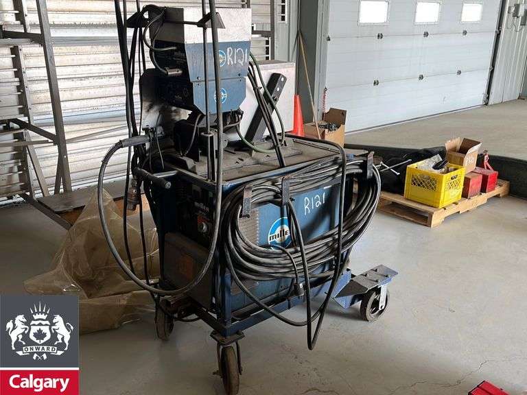 Miller Mig Welder and Spool Gun - Michener Allen Auctioneering Ltd