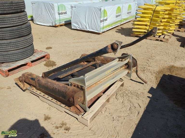 Upper Coupler Plate with King Pin, Trailer Dolly Legs - 1 Pallet ...