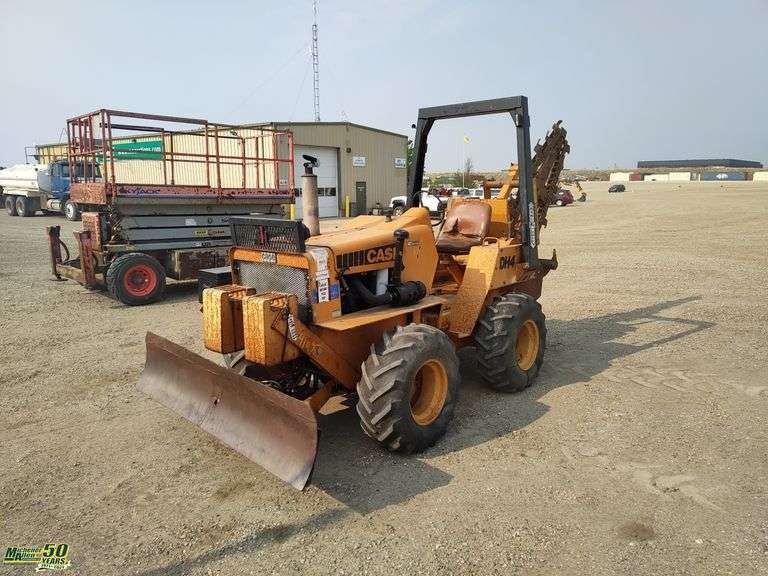 1981 Case DH4 Trencher - Michener Allen Auctioneering Ltd