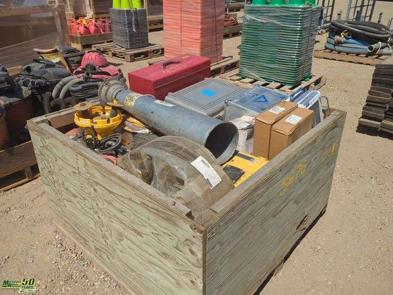 Friatec Scraper Tool, Saw Blades, Hand Saws, Tool Box etc - 1 Crate ...