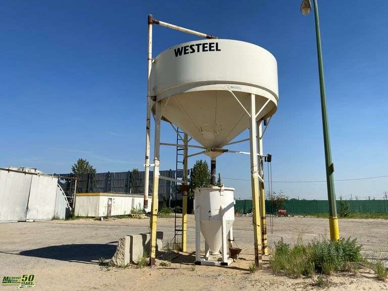 40 Ton Sand Hopper on Skids w/ portable sand hopper - Michener Allen ...