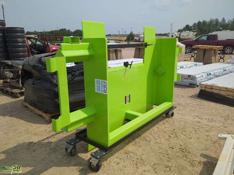 ARI-Hetra Forklift Lifting Platform Adapter - Michener Allen ...