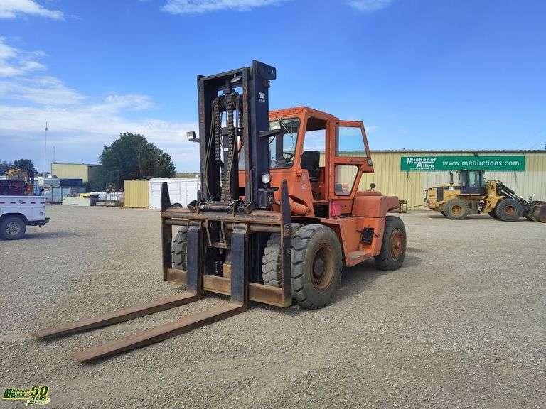 Toyota FD150 33000 LBS Forklift - Michener Allen Auctioneering Ltd