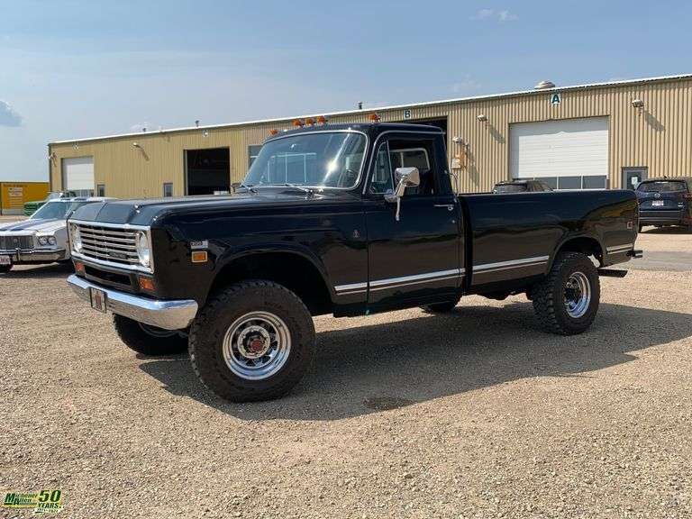 1975 International 200 Eight 4x4 Regular Cab LB - Michener Allen ...