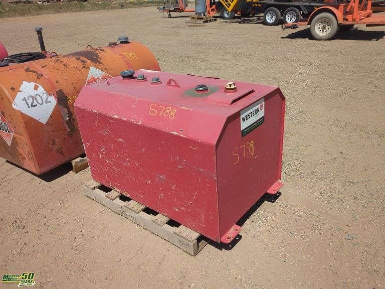 Fuel Tank - 1 Pallet - Michener Allen Auctioneering Ltd