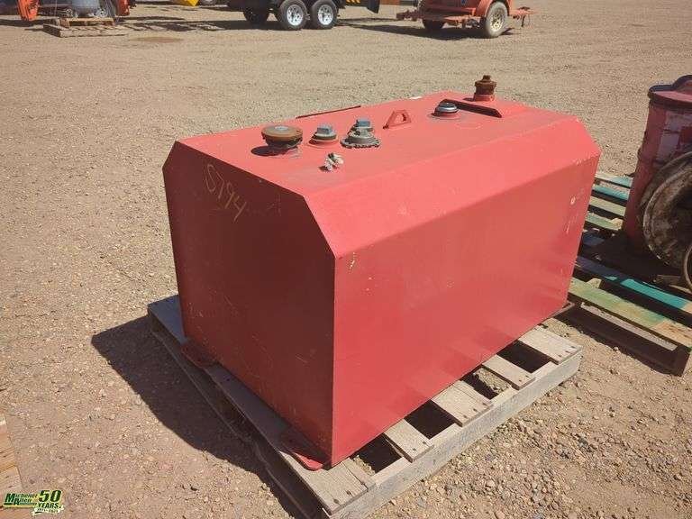 Fuel Tank - 1 Pallet - Michener Allen Auctioneering Ltd