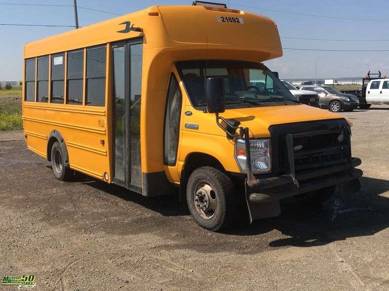 Non-Operable 2021 Ford E-Series E-450 S/A 16 Passenger Bus - Michener ...