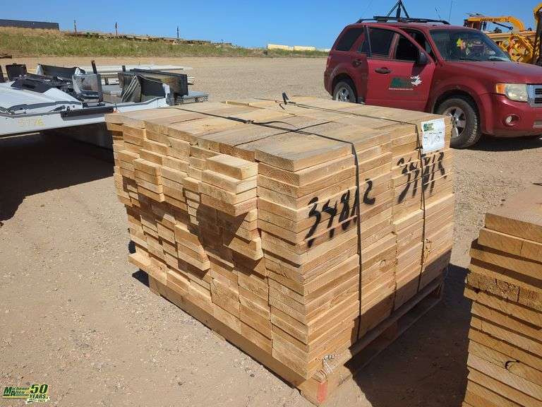 2x8 Cut Offs - 1 Pallet - Michener Allen Auctioneering Ltd