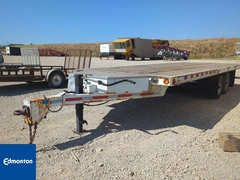 2002 T/A 22Ft Utility Trailer - Michener Allen Auctioneering Ltd