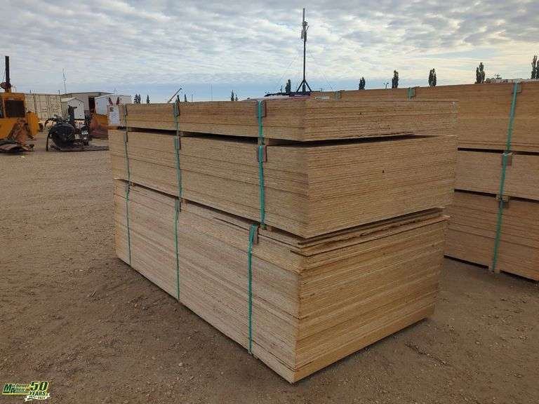 OSB 4x8 1 Lift as Shown - Michener Allen Auctioneering Ltd