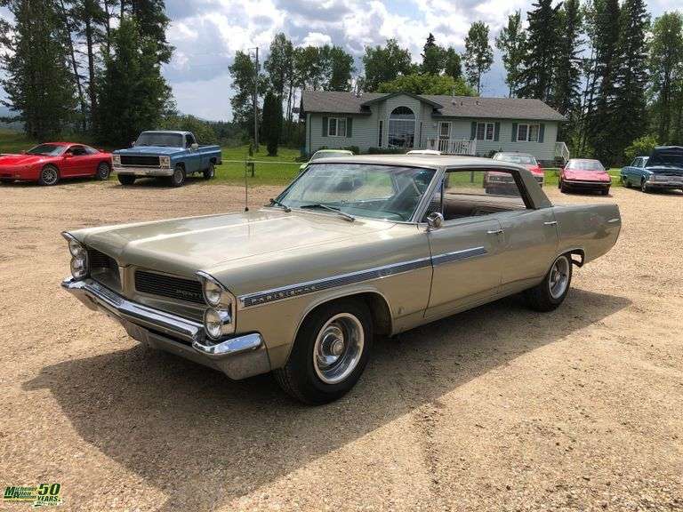 1963 Pontiac Parisienne - Michener Allen Auctioneering Ltd