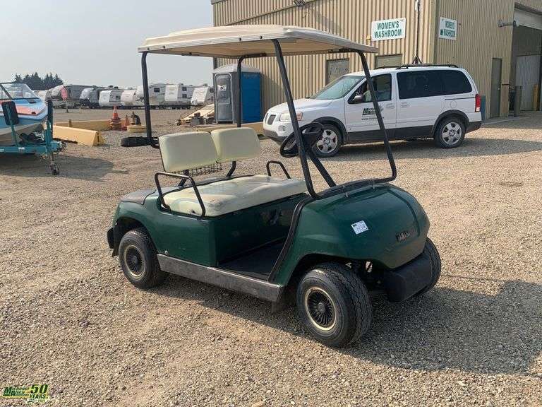 2001 Yamaha G16A Gas Golf Cart - Michener Allen Auctioneering Ltd