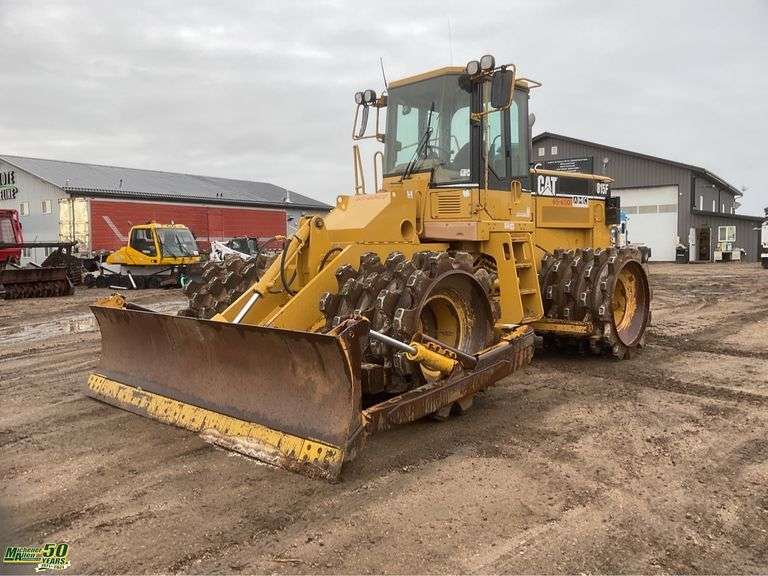2006 CATERPILLAR 815F SOIL Padfoot Compactor - Michener Allen ...