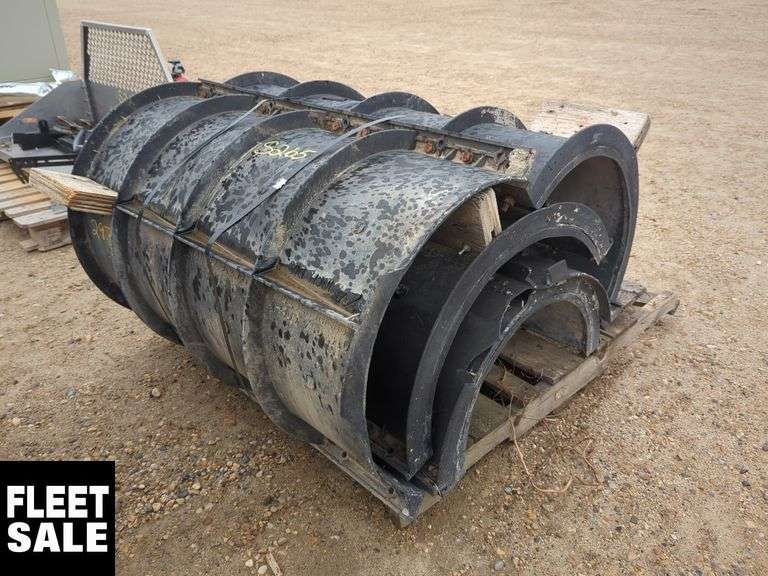 Pipe Baller Concrete Forms - Michener Allen Auctioneering Ltd