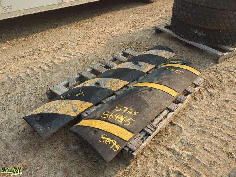 Rubber Speed Bumps - Michener Allen Auctioneering Ltd