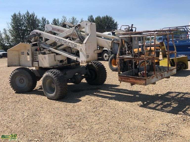 Non-Operable Simon AT40C Aerial Lift - Michener Allen Auctioneering Ltd