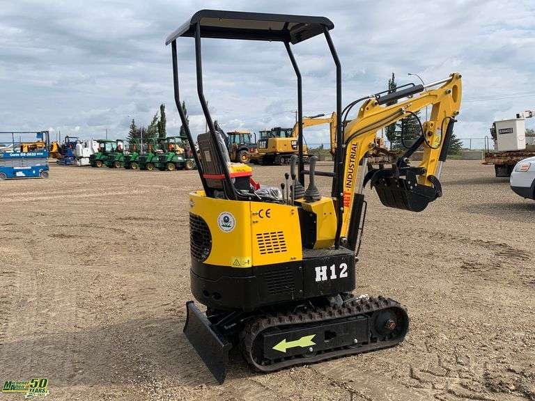 2022 Agrotk H12 Mini Excavator - Michener Allen Auctioneering Ltd 2022 Agrotk H12 Mini Excavator - Michener Allen Auctioneering Ltd