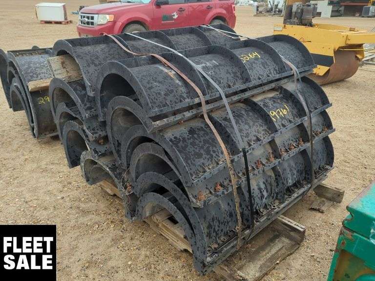 Pipe Baller Concrete Forms - Michener Allen Auctioneering Ltd