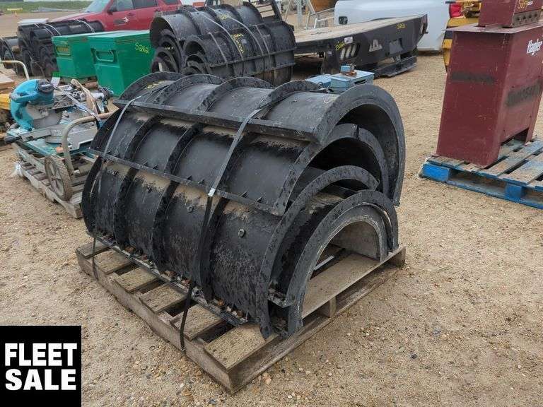 Pipe Baller Concrete Forms - Michener Allen Auctioneering Ltd