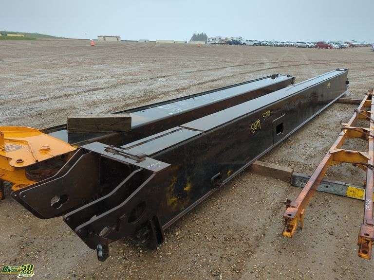 Boom Section Grove RT522 - Michener Allen Auctioneering Ltd