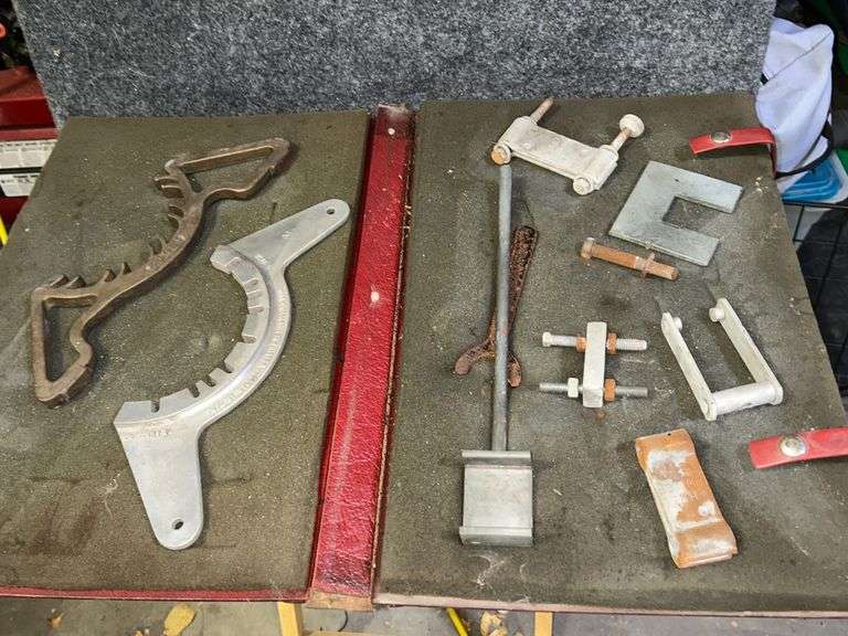 Small engine tools in vintage snap on tool case - McLaughlin ...