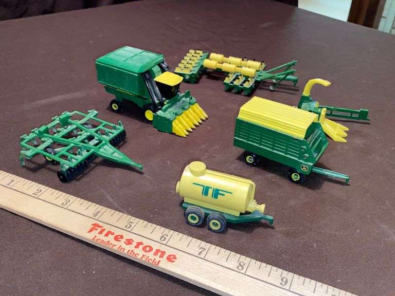 ASSORTED JOHN DEERE WAGONS, TRACTOR AND IMPLEMENTS - McLaughlin ...