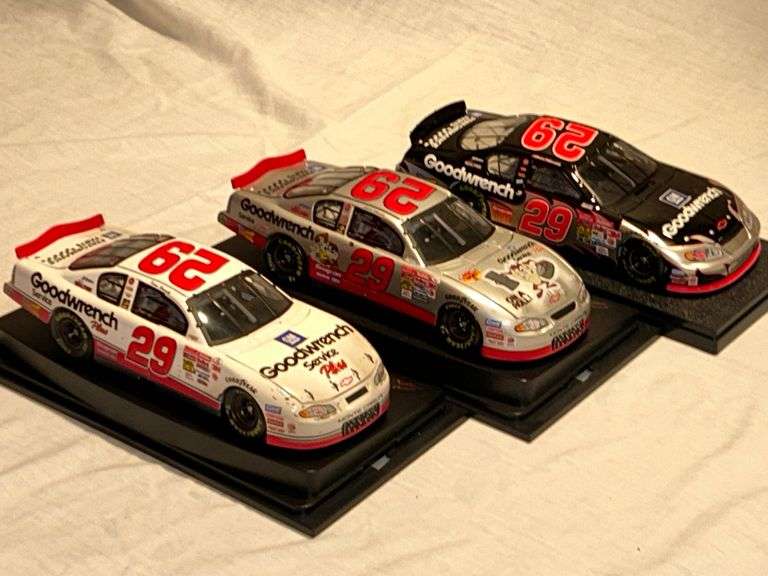 (3) 1:24 Scale Stock Cars: #29 ACTION Kevin Harvick GM Goodwrench 2003 ...