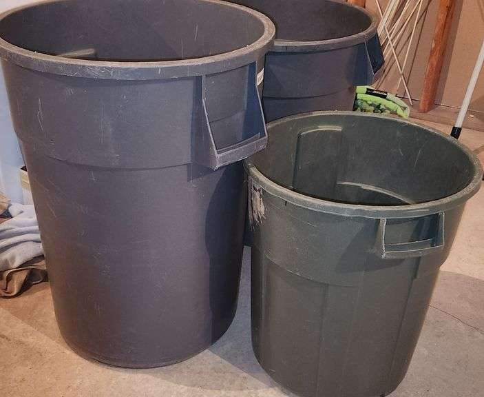 3 Large Plastic Garbage Cans - McLaughlin Auctioneers, LLC- mc-bid.com