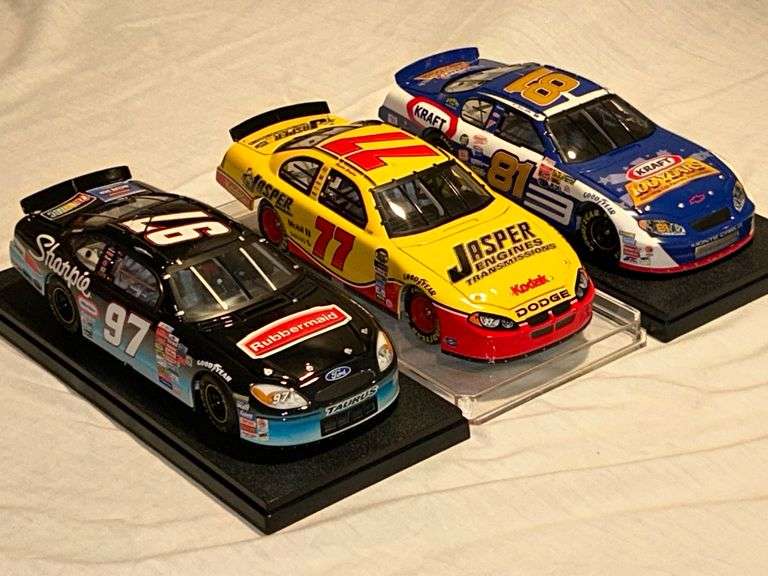(3) 1:24 Scale Stock Cars: #97 2003 TEAM CALIBER OWNERS SERIES Kurt ...
