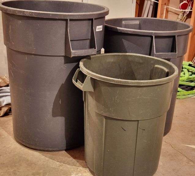 3 Large Plastic Garbage Cans - McLaughlin Auctioneers, LLC- mc-bid.com