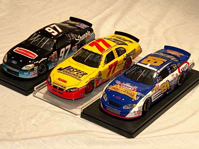 (3) 1:24 Scale Stock Cars: #97 2003 TEAM CALIBER OWNERS SERIES Kurt ...