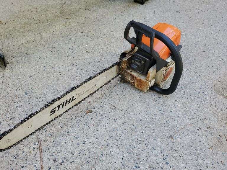 Stihl MS390 chainsaw with case - McLaughlin Auctioneers, LLC- mc-bid.com