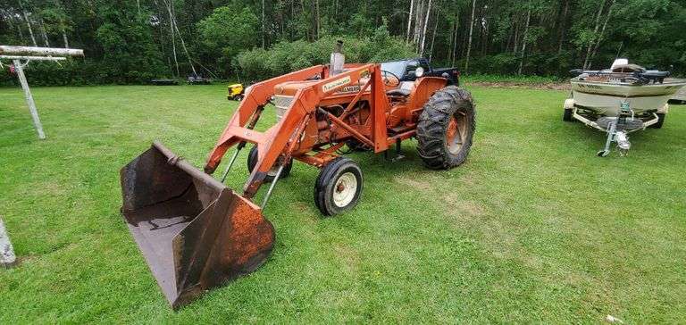 Allis Chambers Tractor with Loader - McLaughlin Auctioneers, LLC- mc ...