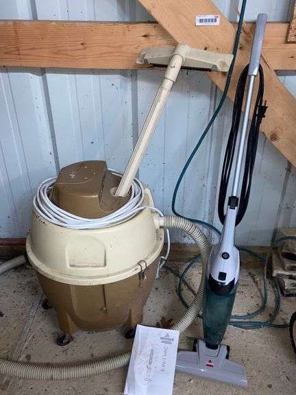 MAXI VAC WET DRY VAC AND BISSEL VACUUM - McLaughlin Auctioneers, LLC ...
