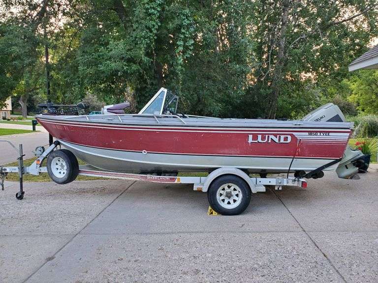 1989 Lund Tyee 1850 with Trailer - McLaughlin Auctioneers, LLC- mc-bid.com