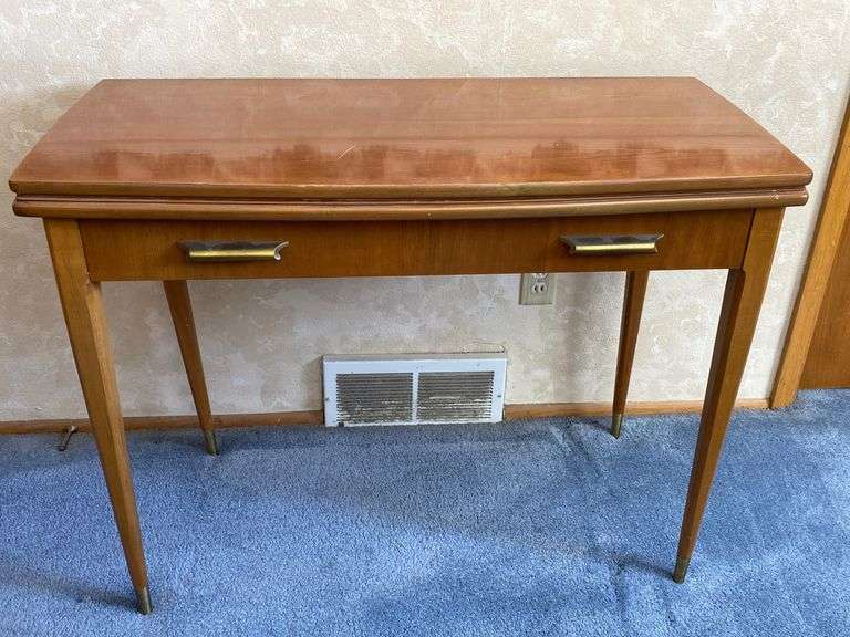 VINTAGE EXTENSION EXTENSOLE TABLE - McLaughlin Auctioneers, LLC- mc-bid.com
