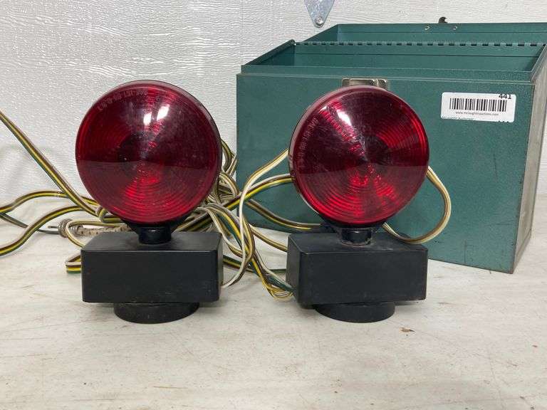 Magnetic Trailer Lights W case McLaughlin Auctioneers LLC Mc bid magnetic-trailer-lights-w-case-mclaughlin-auctioneers-llc-mc-bid