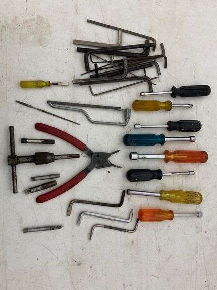 Miscellaneous Hand Tool - McLaughlin Auctioneers, LLC- mc-bid.com