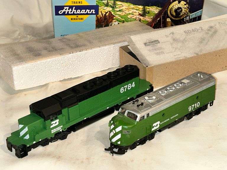 (2) Athearn HO Scale Engine Locomotives - McLaughlin Auctioneers, LLC ...