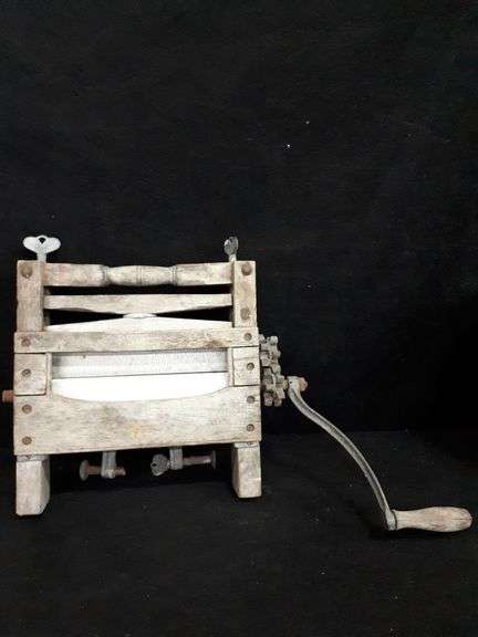 Vintage Mangle Machine For Rolling And Pressing Washed Clothing ...