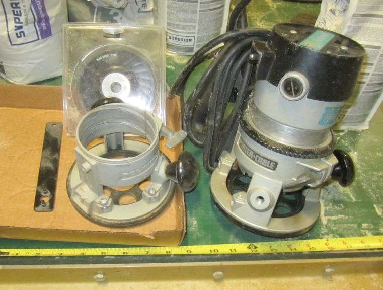 Rockwell 6752 router with Porter Cable base - Mark Van Hook, Auctioneer