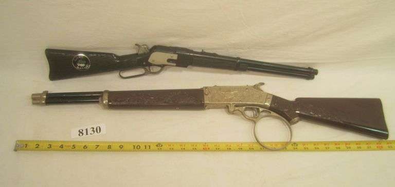 Toy Mattel Shootin' Shell rifle, Hubley Rifleman cap rifle - Mark Van ...