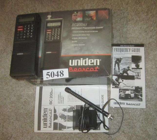 Bearcat Uniden BC200XLT handheld scanner in box with manual - Mark Van ...