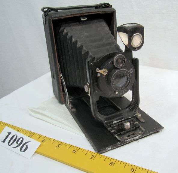 Contessa Nettel Taxo 9x12cm plate film folding camera - Mark Van Hook ...