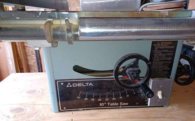 Delta 10-in table saw 34-670 - Mark Van Hook, Auctioneer