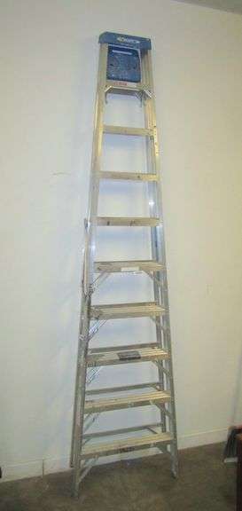 10 ft Werner aluminum step ladder - Mark Van Hook, Auctioneer