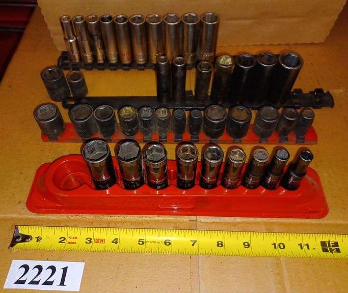 Husky and Pittsburgh socket sets - Mark Van Hook, Auctioneer