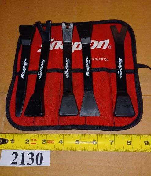 Snap-On plastic trim tools in bag - Mark Van Hook, Auctioneer
